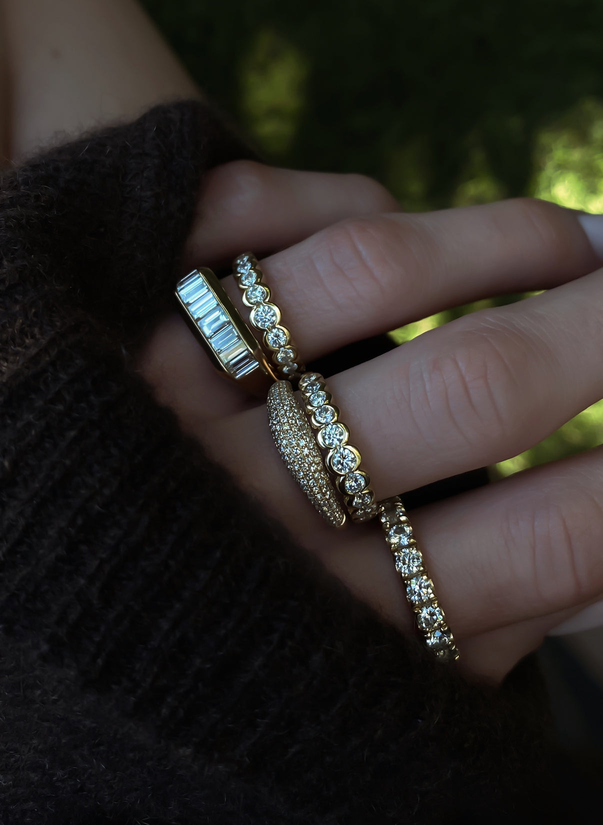 14kt gold diamond moon band – Luna Skye